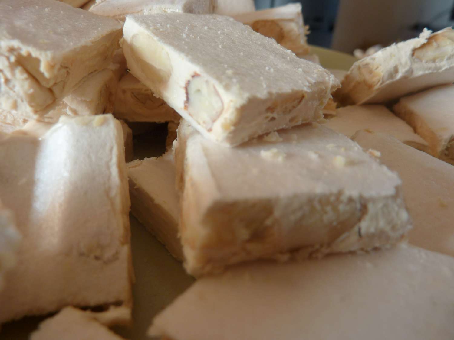 Recette - Nougat blanc au miel - La cuisine de Martine