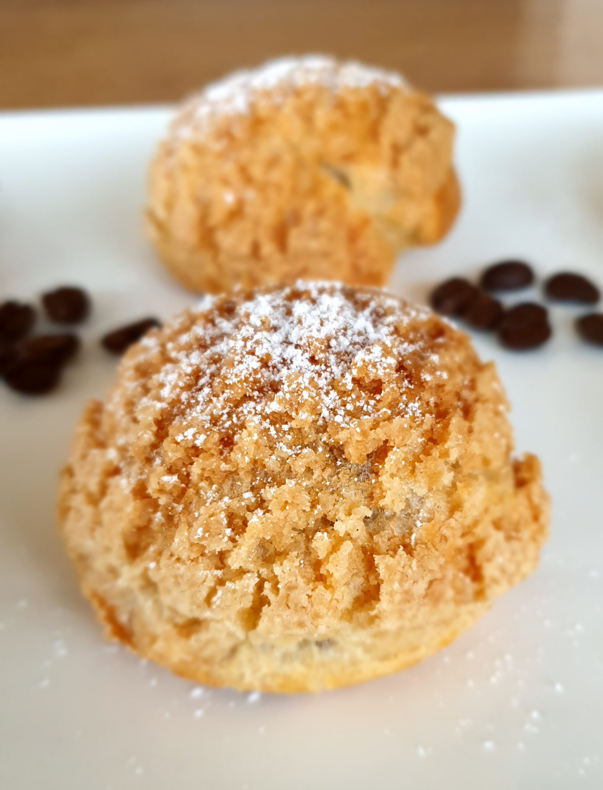 Recette - Choux craquelin au café - La cuisine de Martine